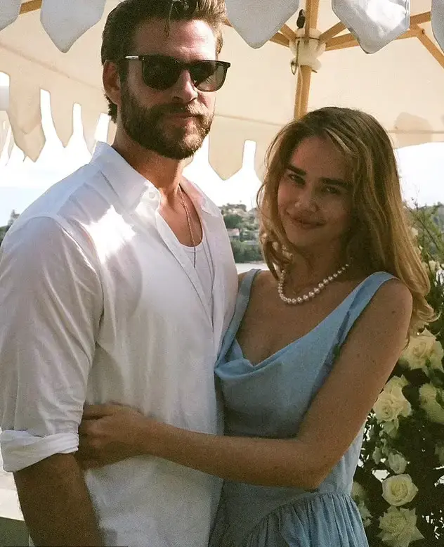 Liam Hemsworth, Gabriella Brooks engaged? Sparks rumors with diamond ...